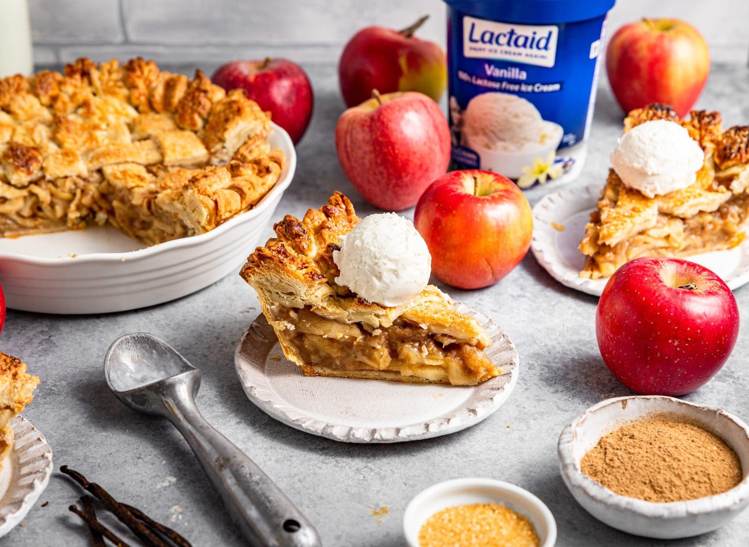 Vanilla Chai Apple Pie – MikeBakesNYC