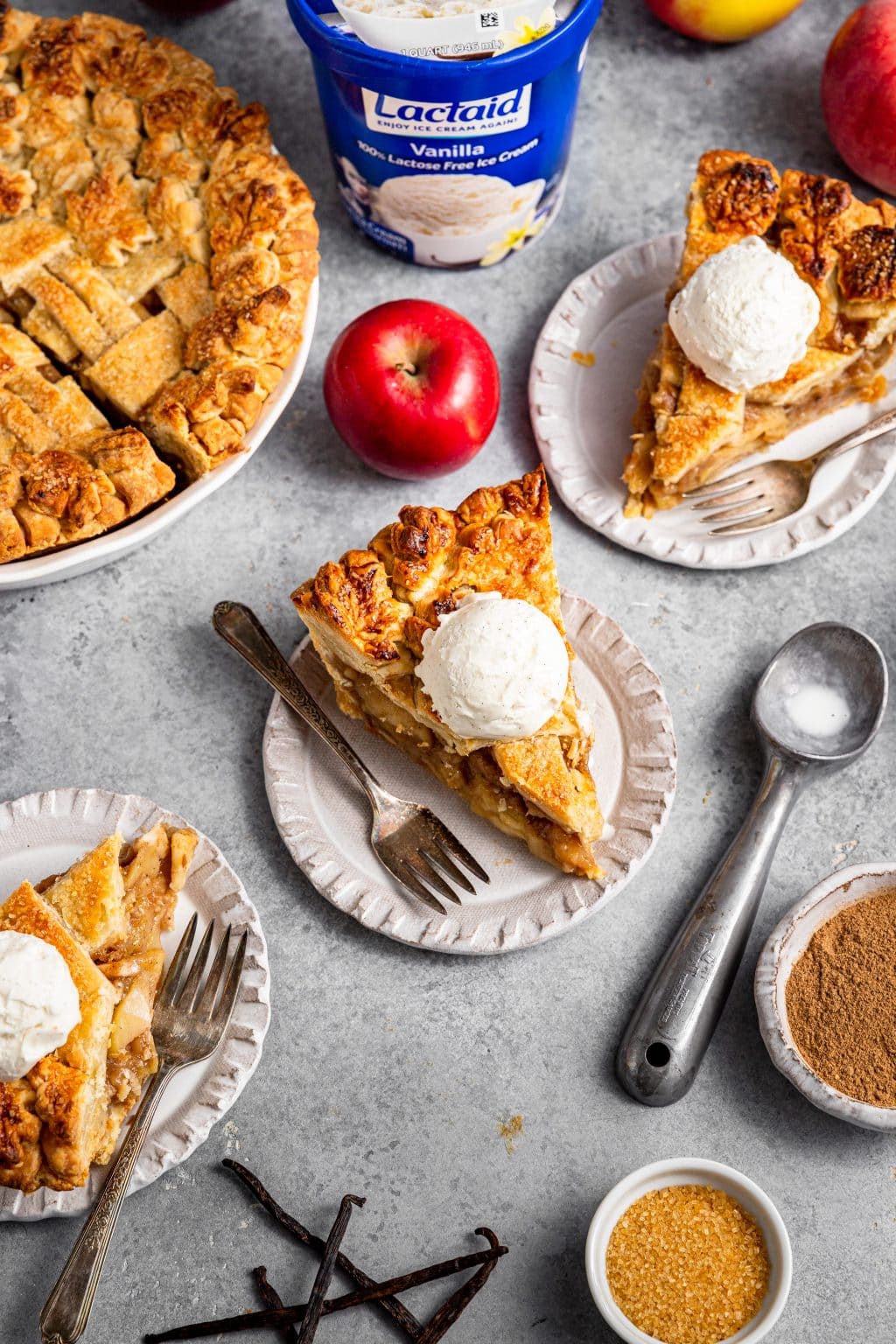 Vanilla Chai Apple Pie – MikeBakesNYC