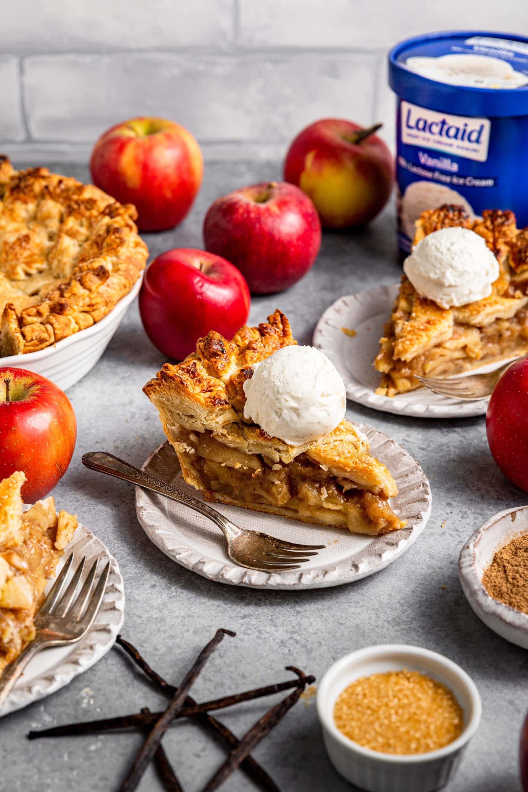 Vanilla Chai Apple Pie – MikeBakesNYC