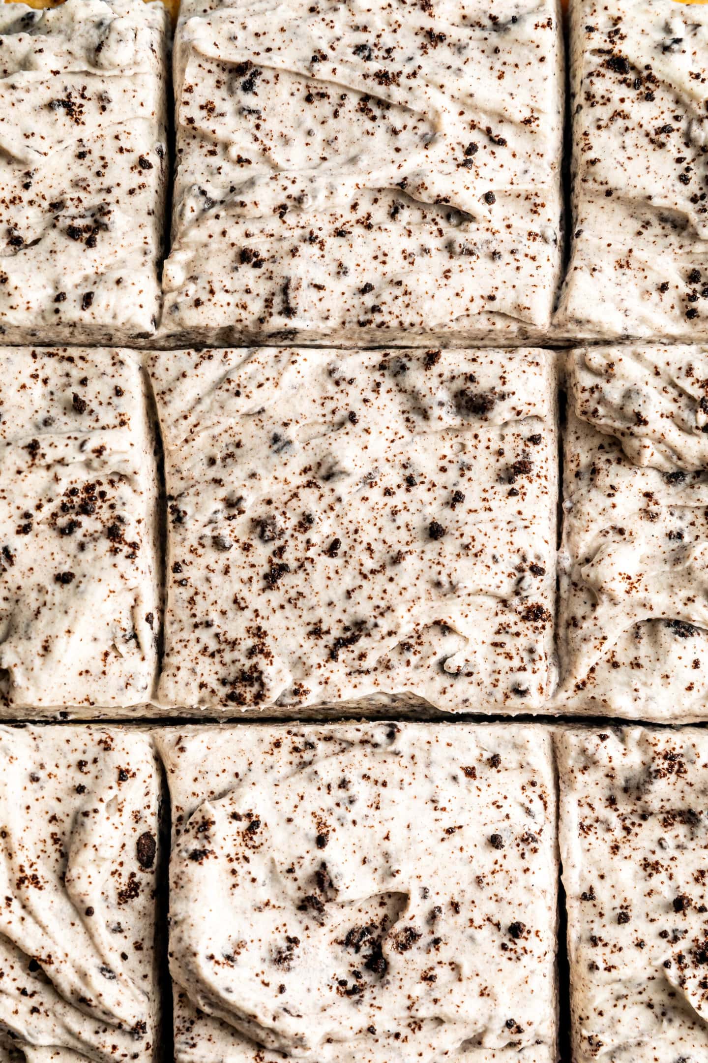 5-Minute Oreo Whipped Cream Frosting – MikeBakesNYC