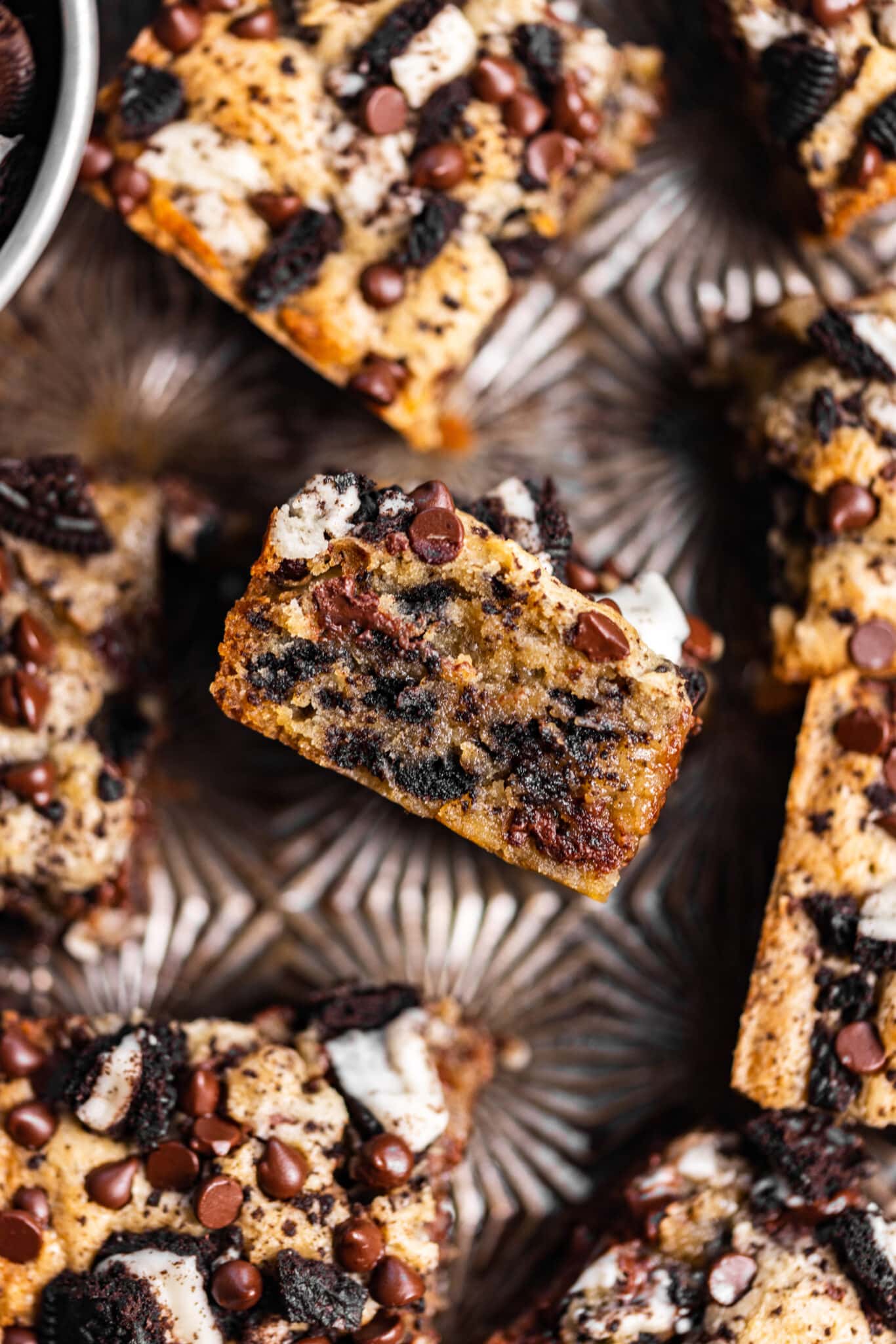 Gooey Small Batch Oreo Blondies – MikeBakesNYC